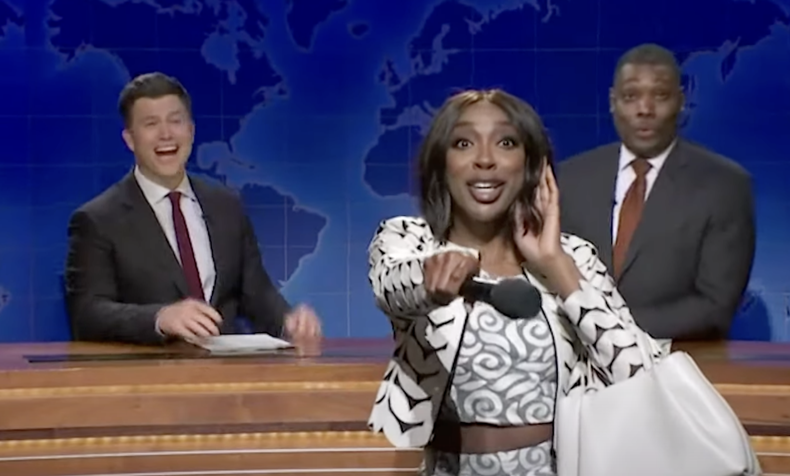 'SNL' Audience Causes Censor Snafu During "Weekend Update" - mxdwn ...